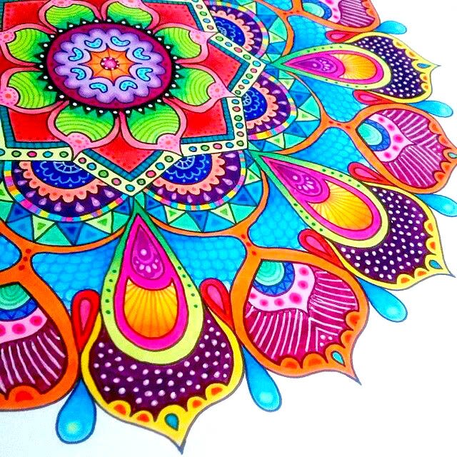 Mandalas y su representación en la mano de Fátima - Mano de fatima
